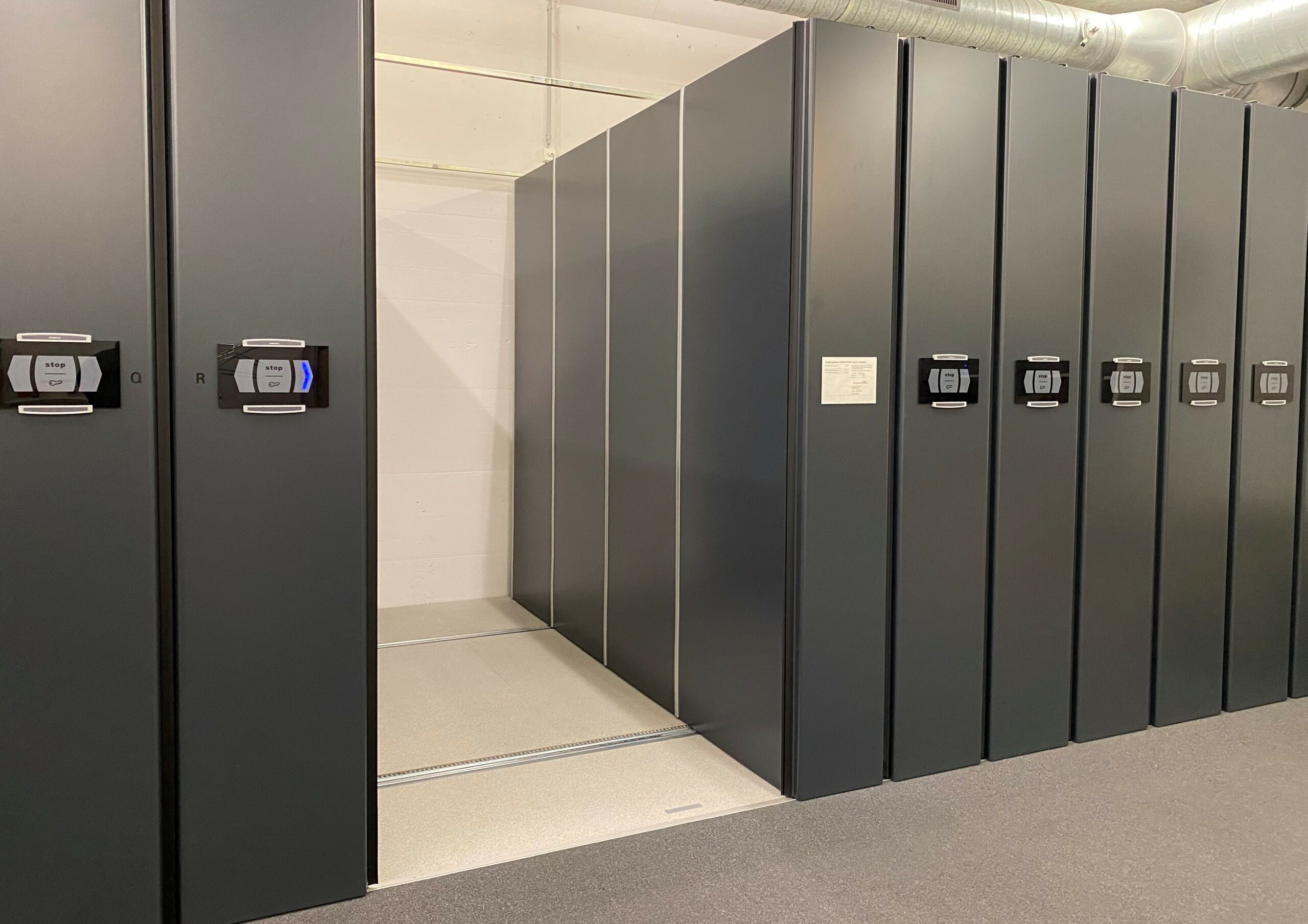Security storage for metals | Institute for Rare Earths and Metals